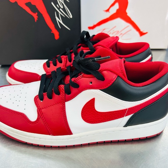 Jordan | Shoes | Jordan Low Bulls | Poshmark